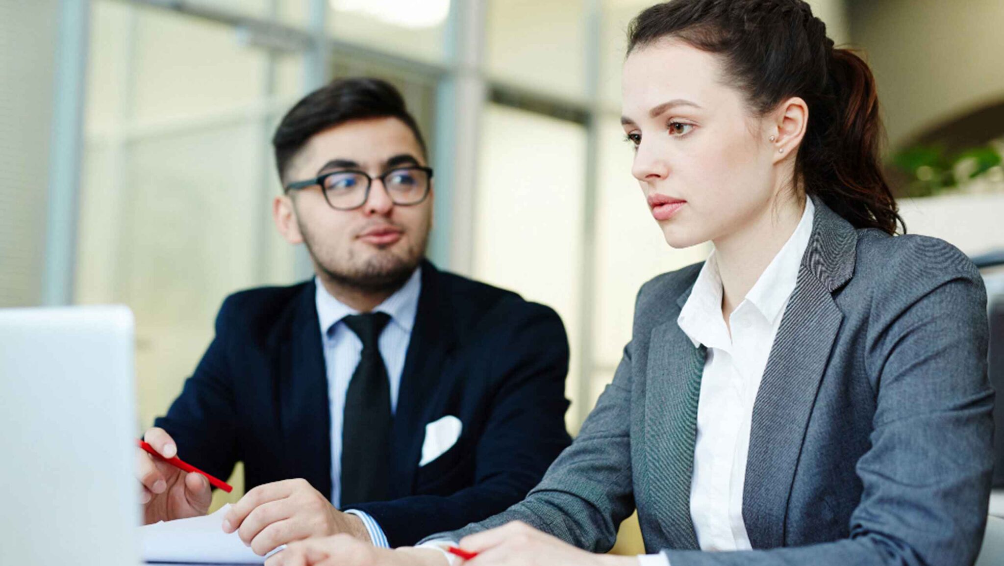 12 Best Finance Internships For High School Students 2024